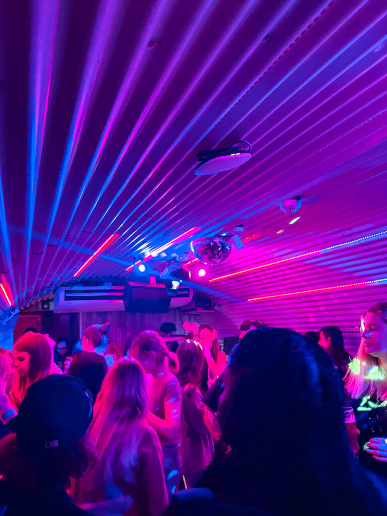 Lesbian London Guide for Queer Spaces, Parties & Community